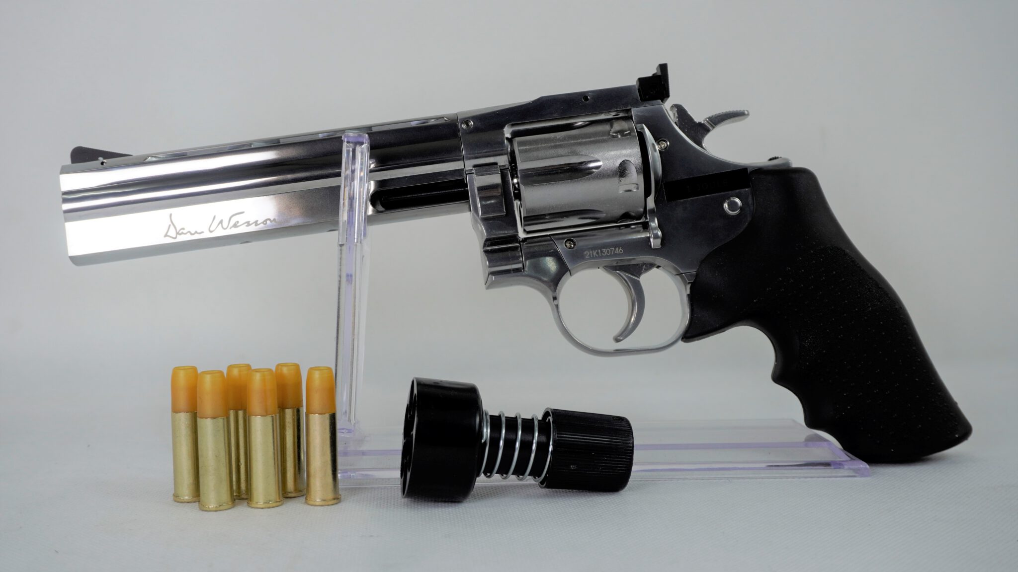 Dan Wesson 715 Revolver 6 inch Silver